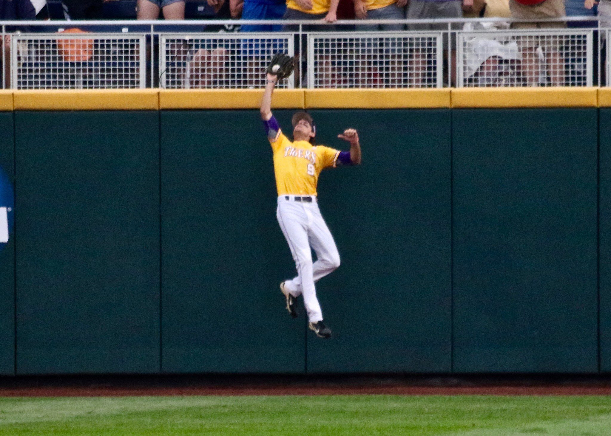 Photos: LSU Eliminated by TCU, 8-4 • D1Baseball