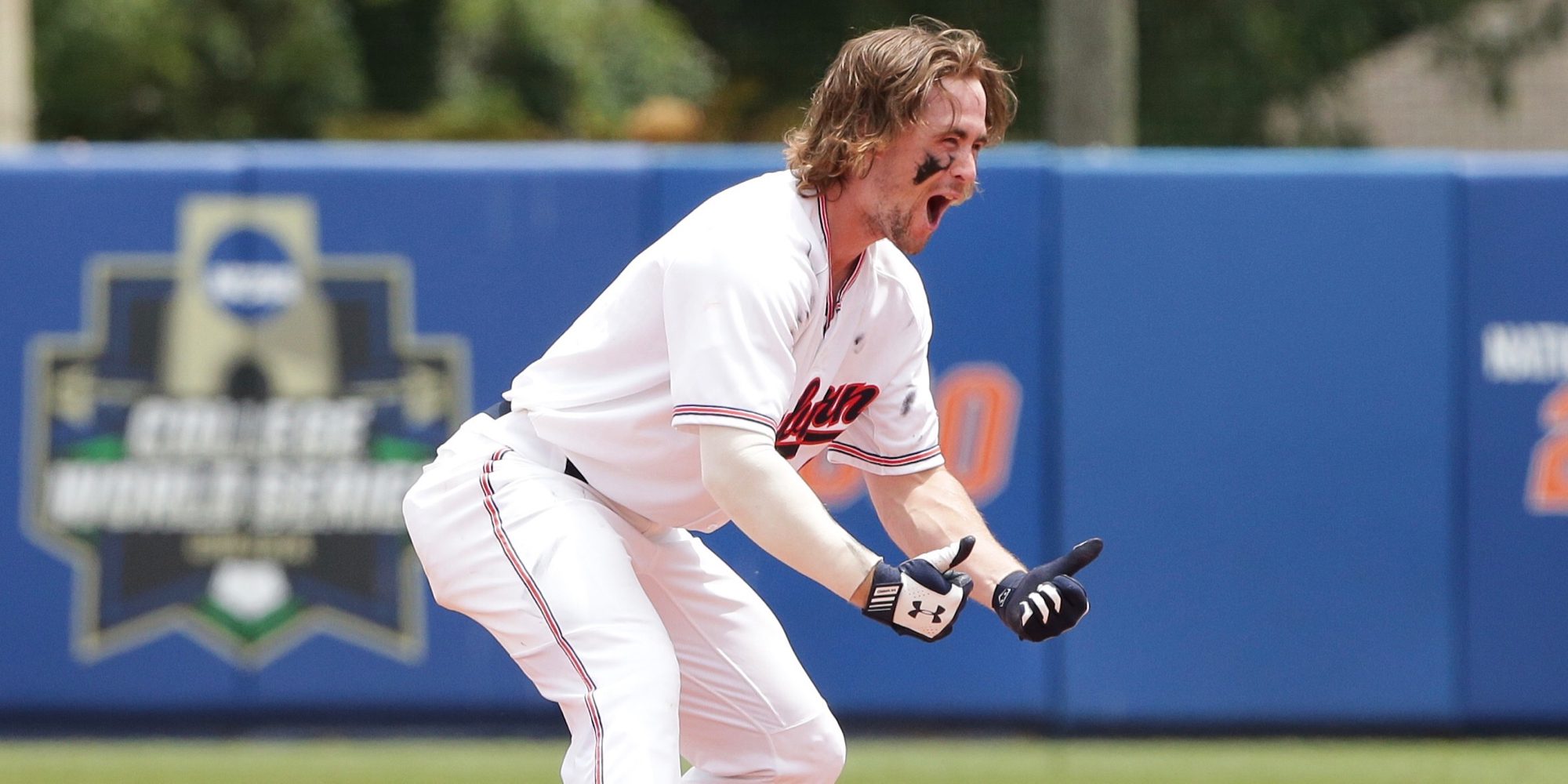 Auburn's Jarvis Walks Off Gators • D1Baseball