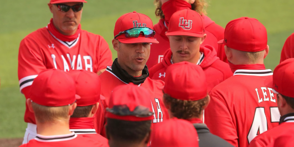 Rogers: Houston set to hire Lamar's Davis as head coach • D1Baseball
